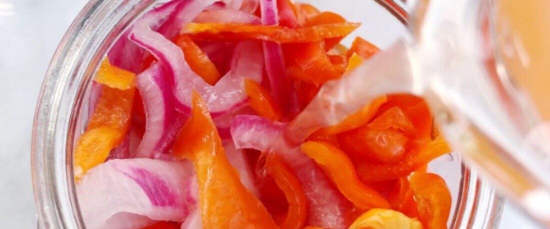 Receta de Cebolla Encurtida《 Casera y Fácil